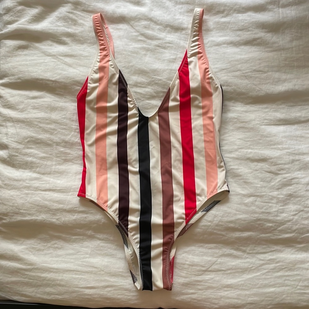 Solid And Striped Deep V One Piece - Gem